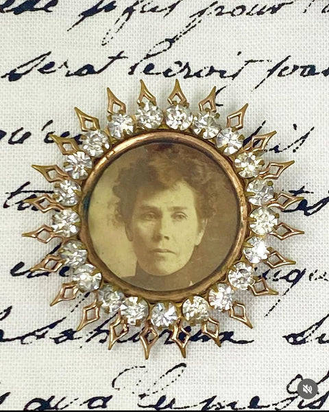 Antique Victorian Era Photo Rhinestone Starburst Brooch – Zanathia Jewelry